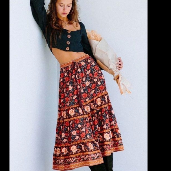 Arnhem | Skirts | Arnhem Bella Rosa Skirt | Poshmark